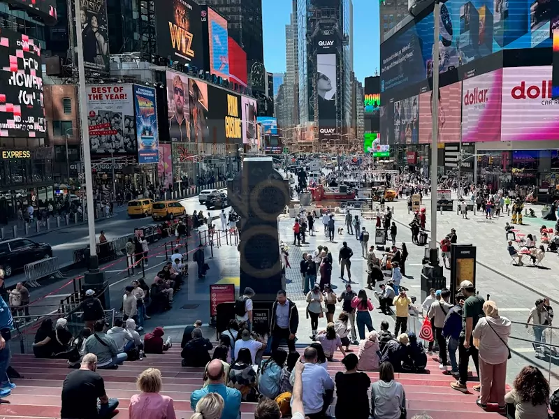 Lojas Temáticas Times Square - 7 Para Conhecer